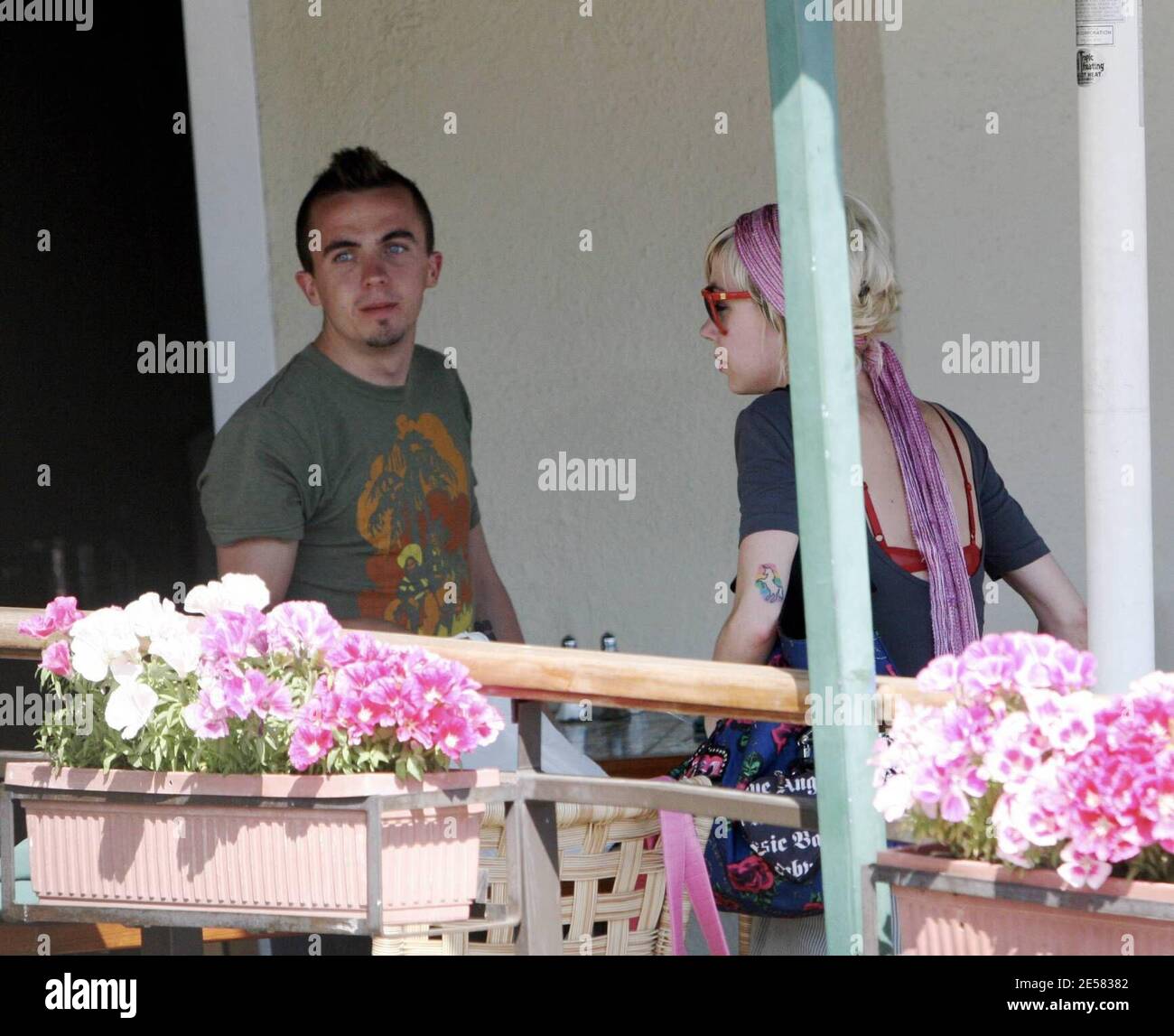 Exclusive!! Frankie Muniz and his fiancee Jamie Gandy enjoy a romantic ...