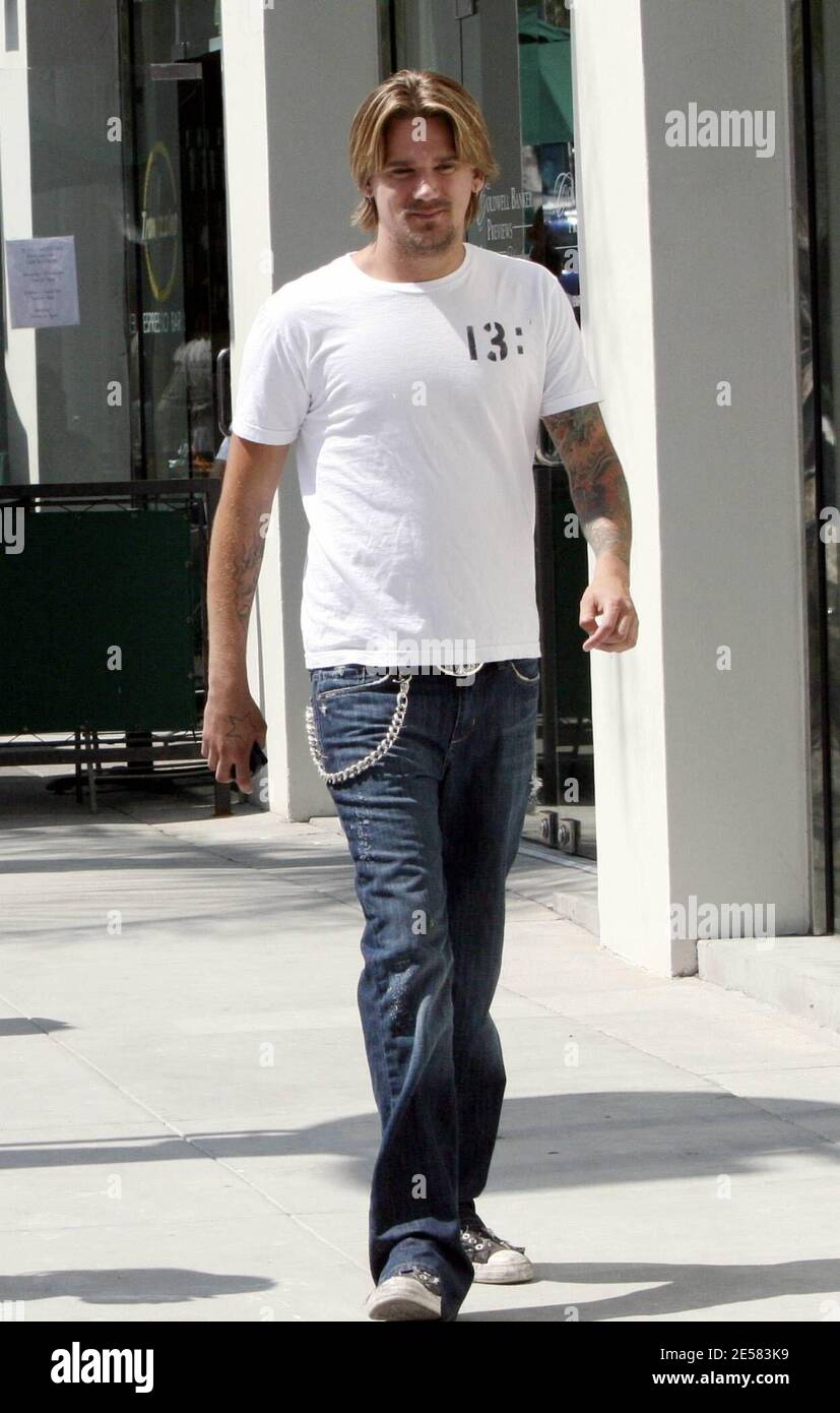 Exclusive!! Sean Stewart is following in his father's footsteps, at ...