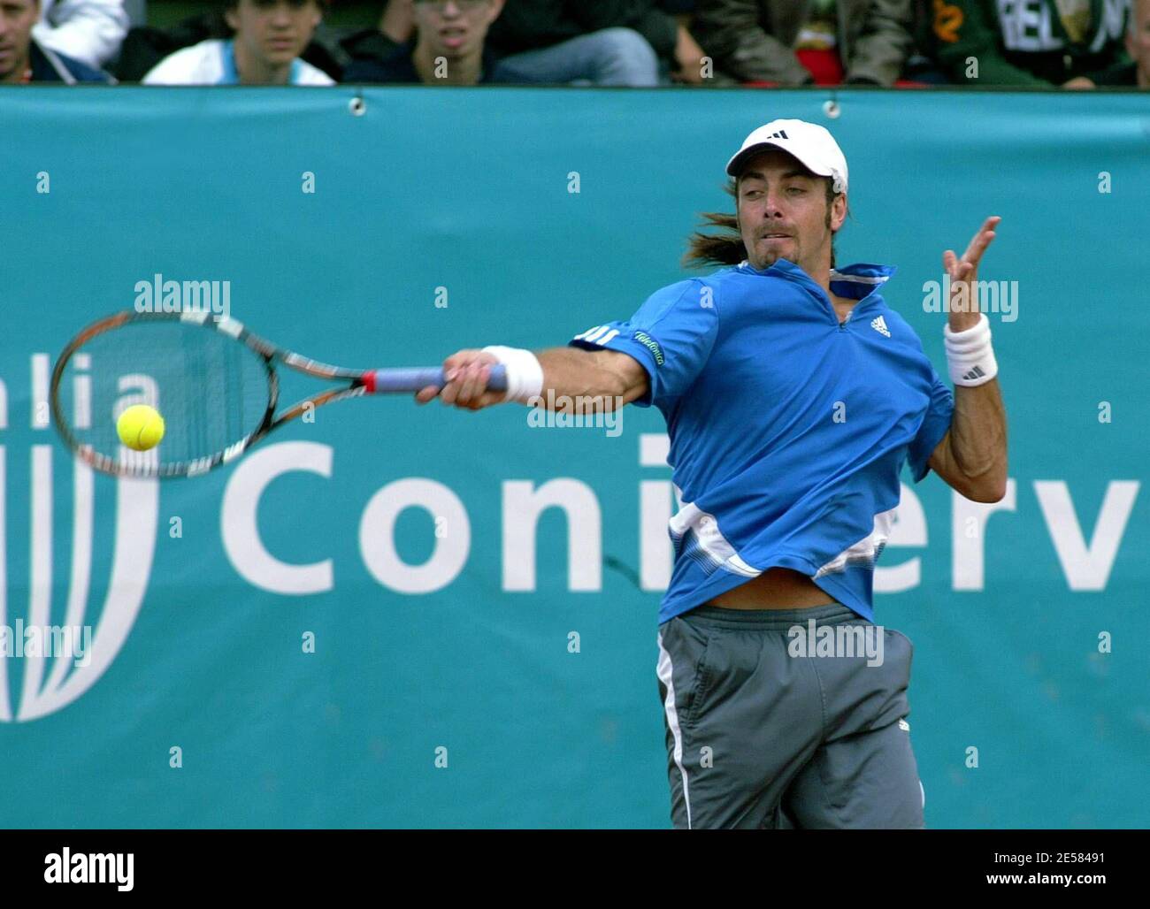 Massu hi-res stock photography and images - Alamy