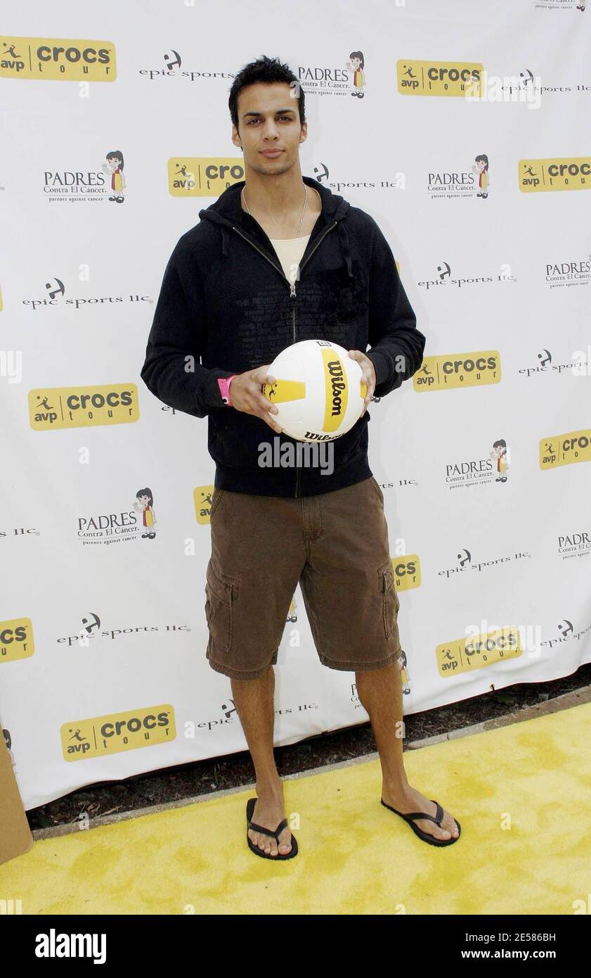 Matt spike hope celebrity volleyball hi-res stock photography and ...