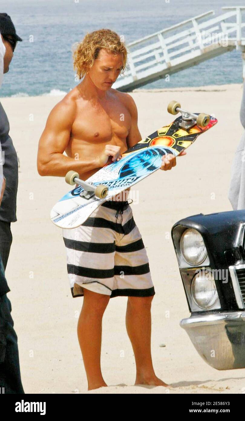 Exclusive!! Matthew McConaughey tries to work out how to ride a ...