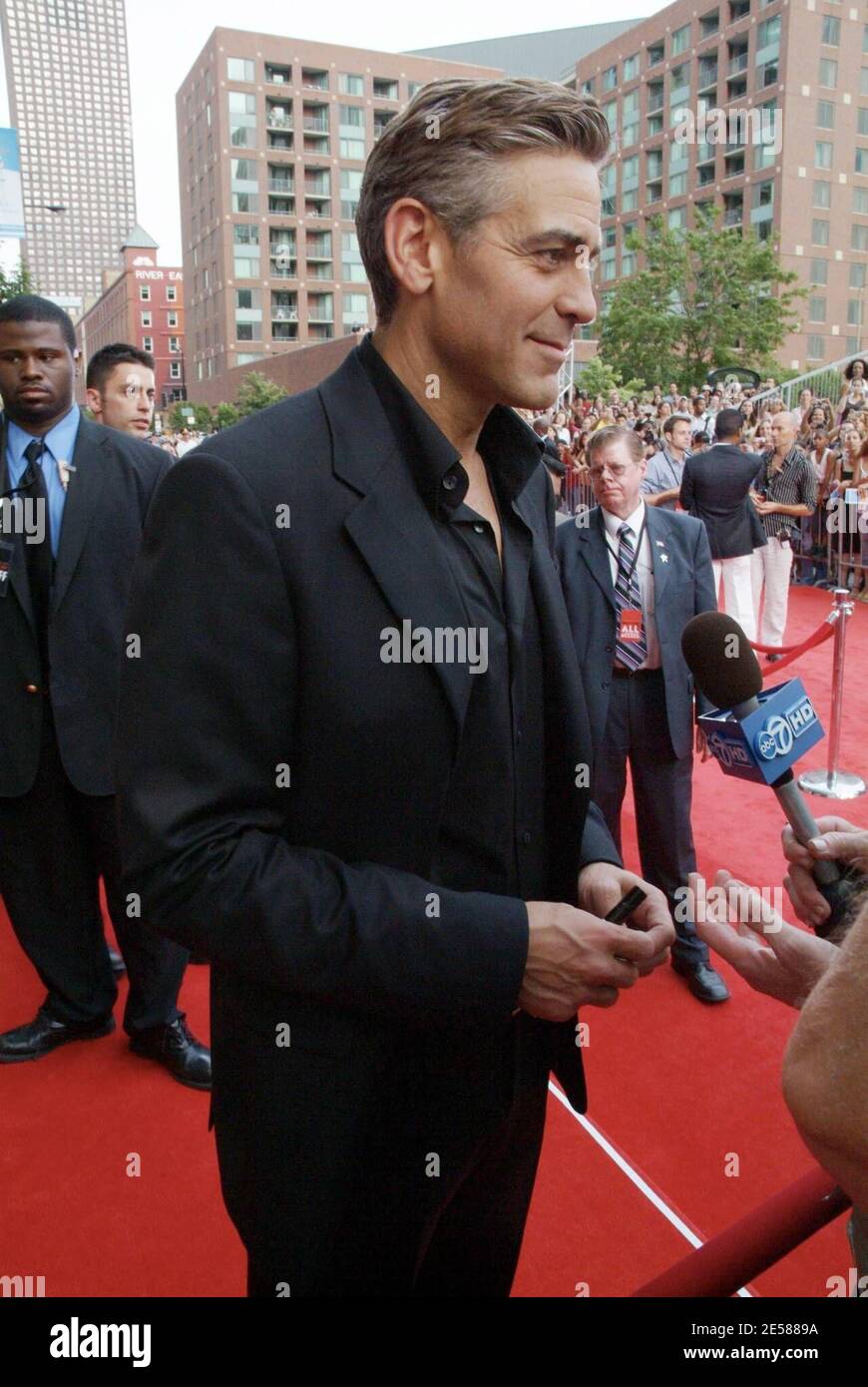 Oceans Thirteen Chicago Premiere. Celebrities attending included George ...