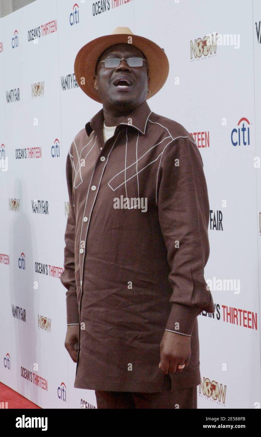 Oceans Thirteen Chicago Premiere. Celebrities attending included George ...