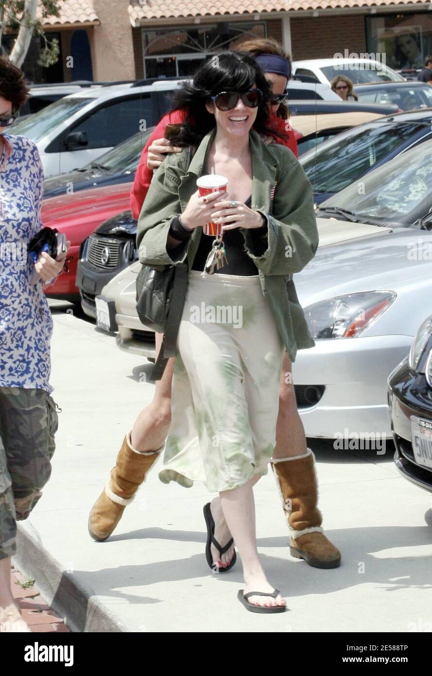 Minnie Driver sports a pair of short shorts during a lunch outing with ...