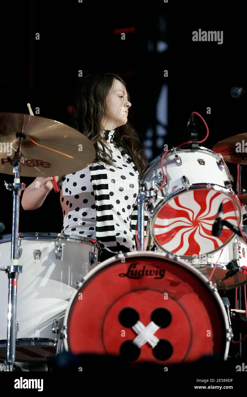Jack White Singer of The White Stripes play the o2 Wireless Festival ...