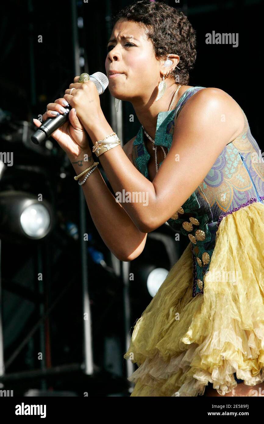 Kelis hi-res stock photography and images - Alamy