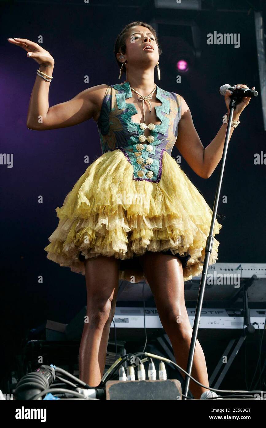 Kelis hi-res stock photography and images - Alamy