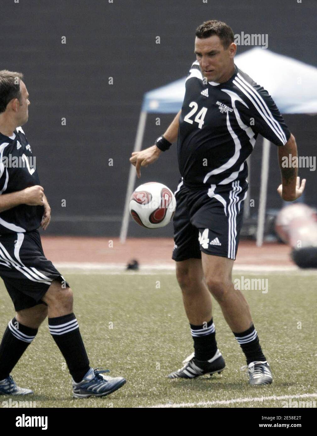 Vinnie jones football hi-res stock photography and images - Alamy