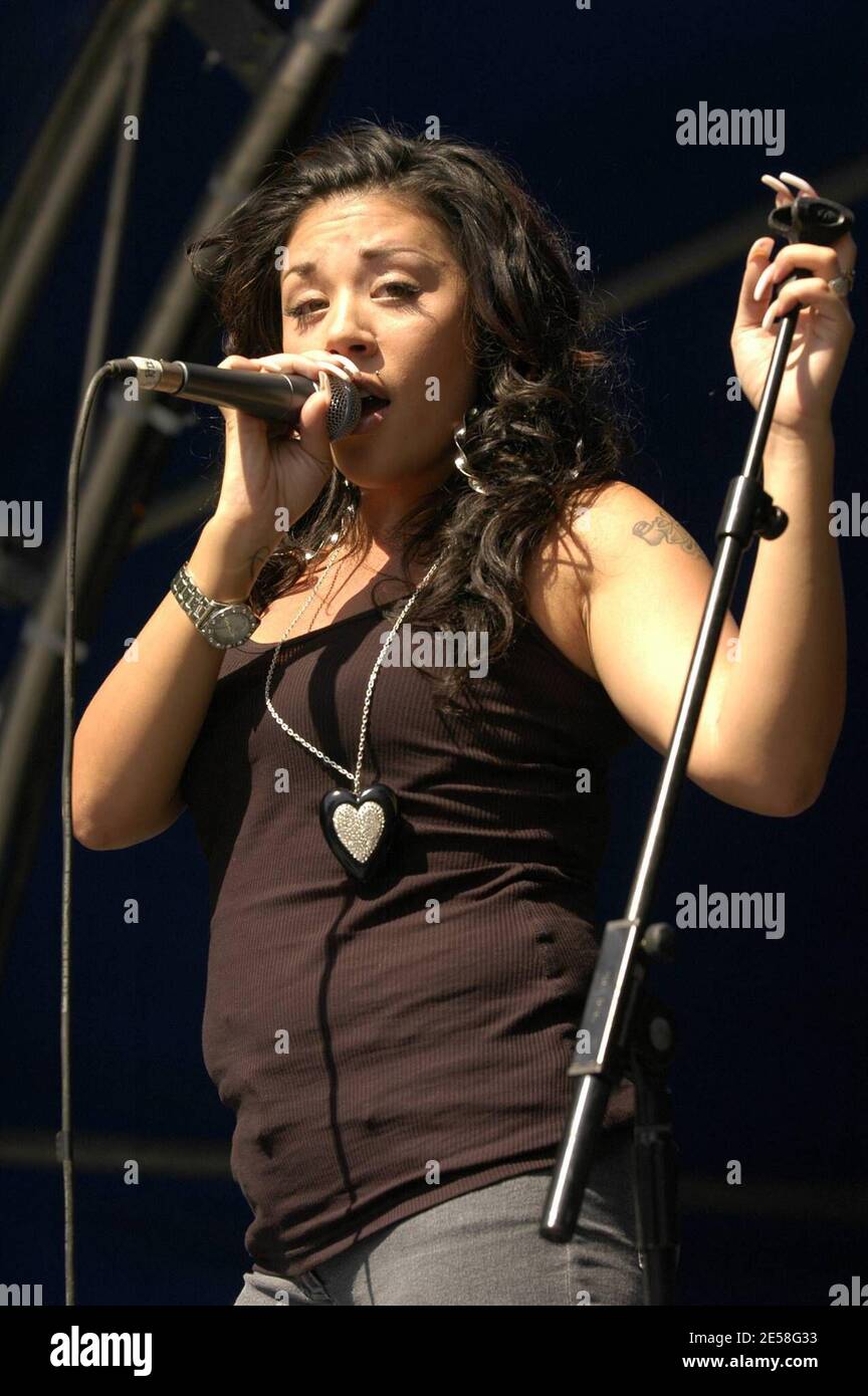 Ex Sugababes singer Mutya Buena wows the crowd at Spitalfields in ...