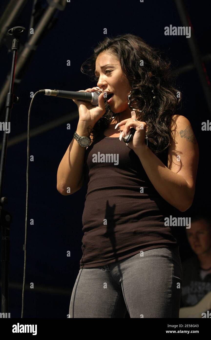 Ex Sugababes singer Mutya Buena wows the crowd at Spitalfields in ...