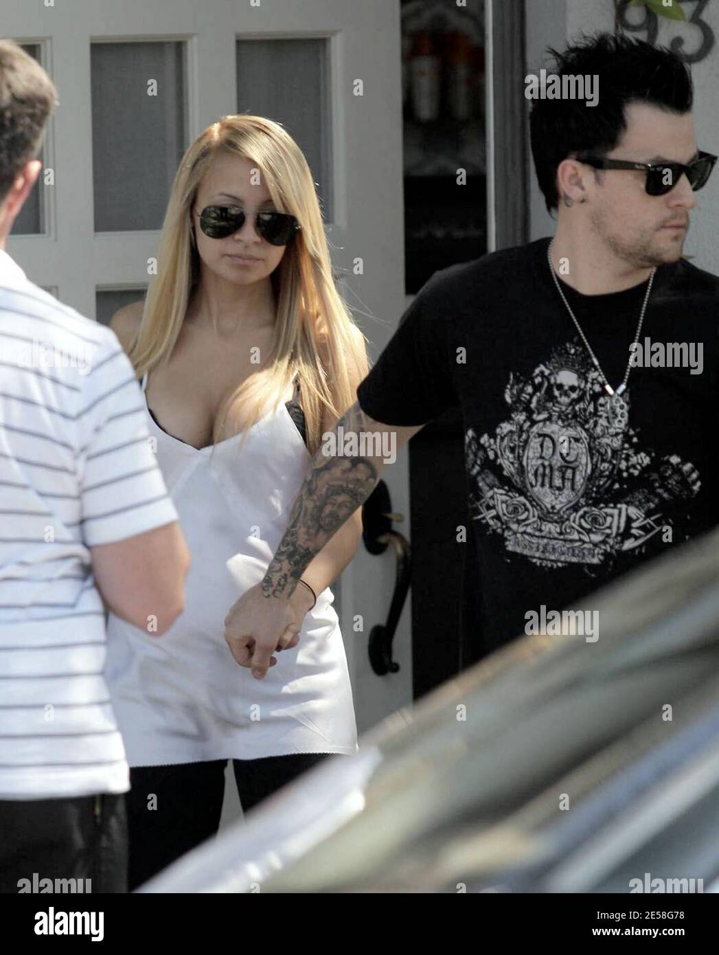 Pregnant Nicole Richie looks like she is blooming during a trip to the Neil George hair salon ...