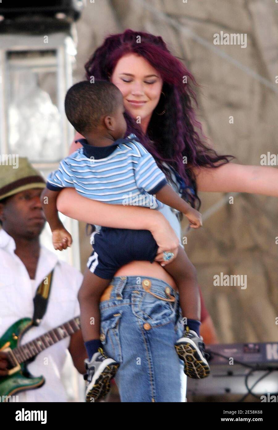 Singer joss stone at a soundcheck hi-res stock photography and images ...
