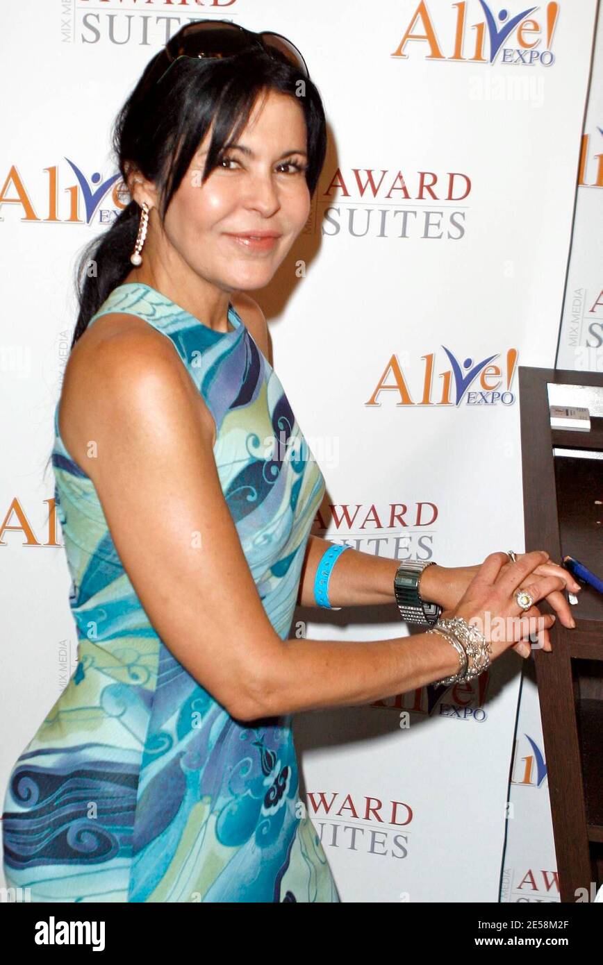 Maria conchita hi-res stock photography and images - Alamy