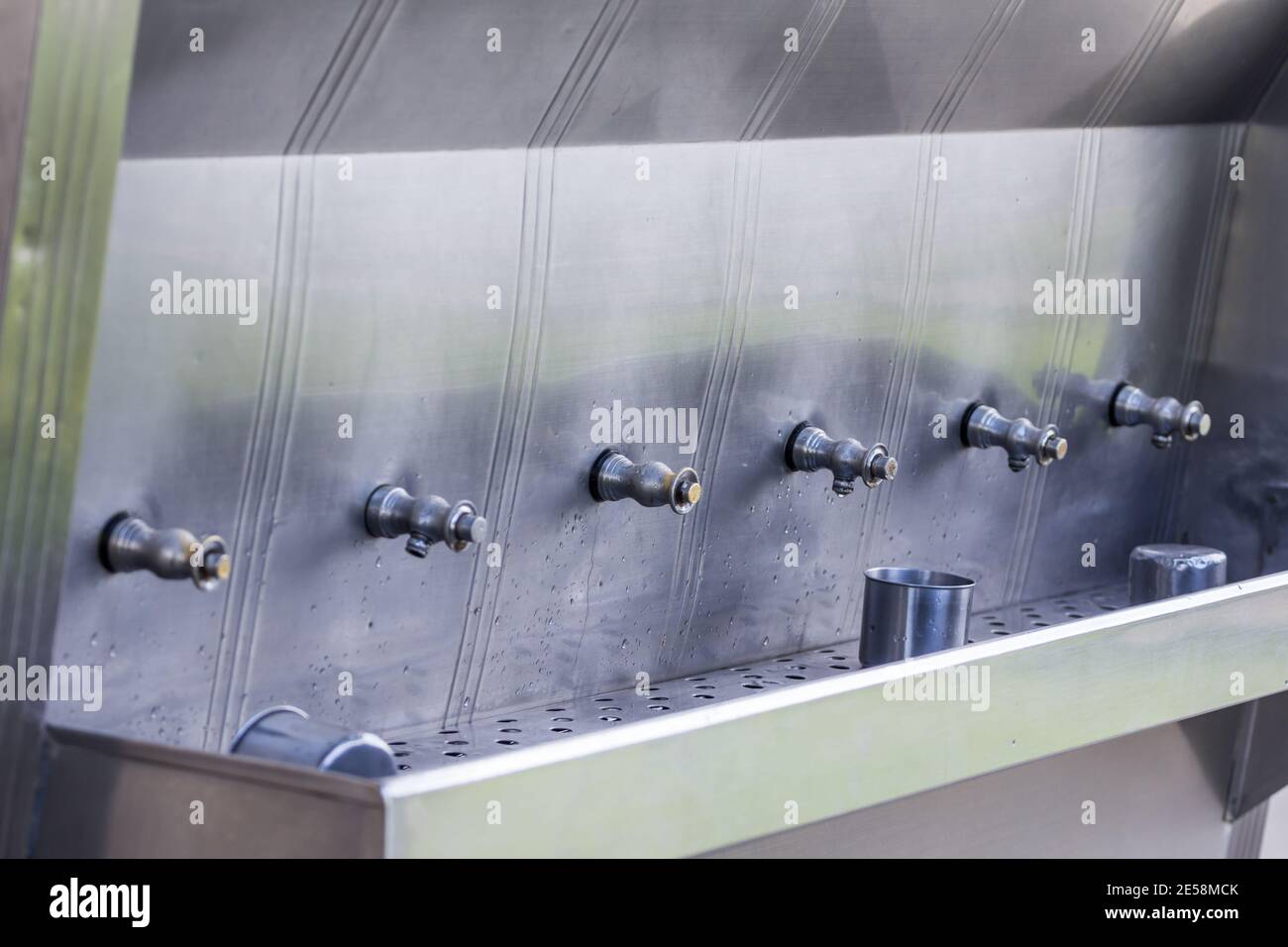 public drinking fountain machine Stock Photo - Alamy