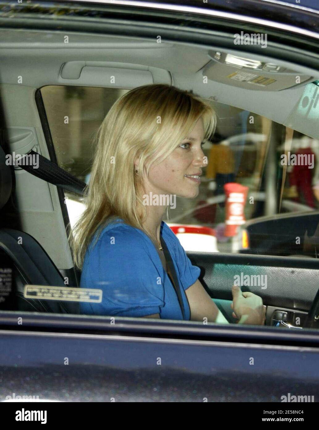 Amy smart and date hi-res stock photography and images - Alamy