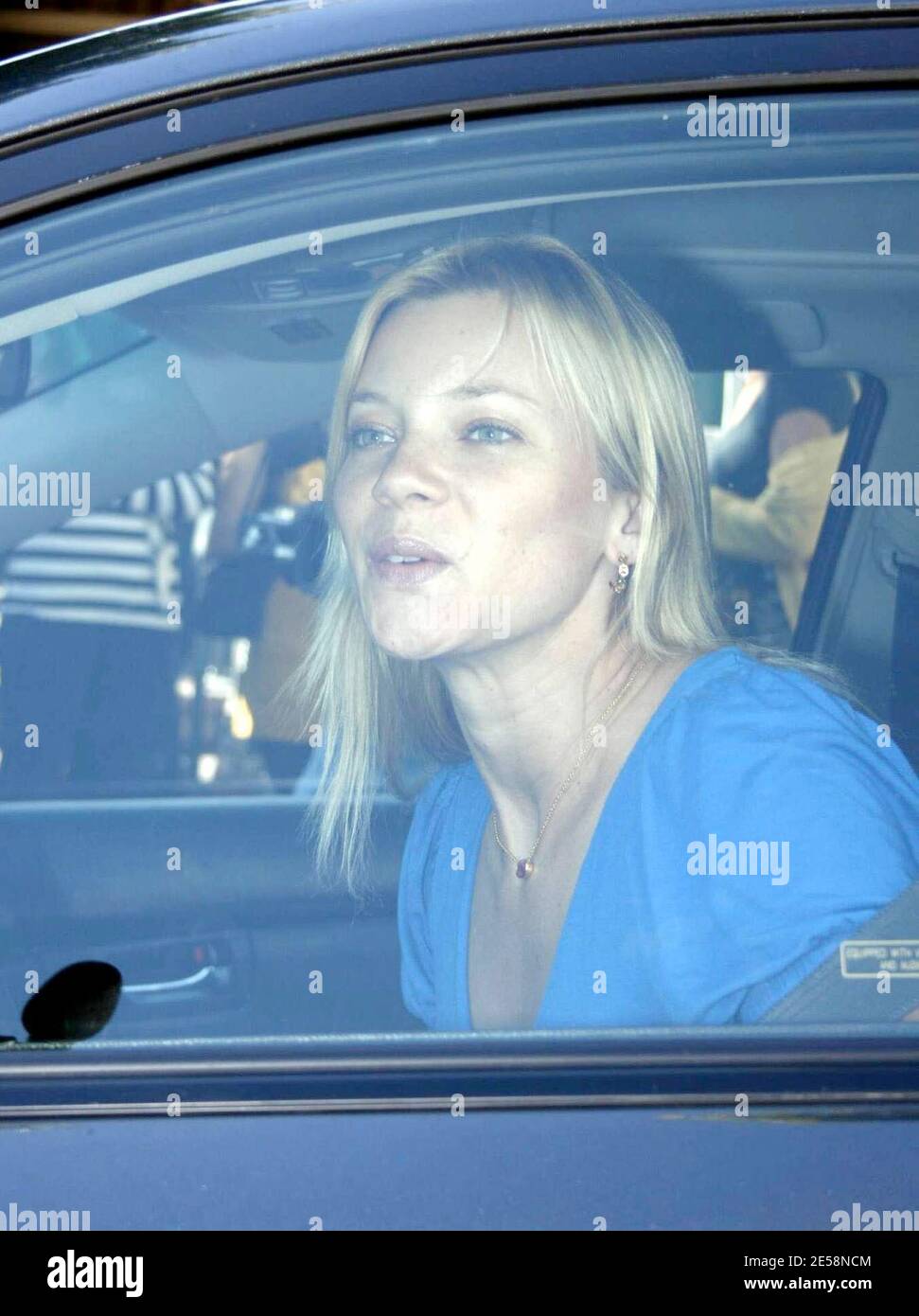 Amy smart and date hi-res stock photography and images - Alamy