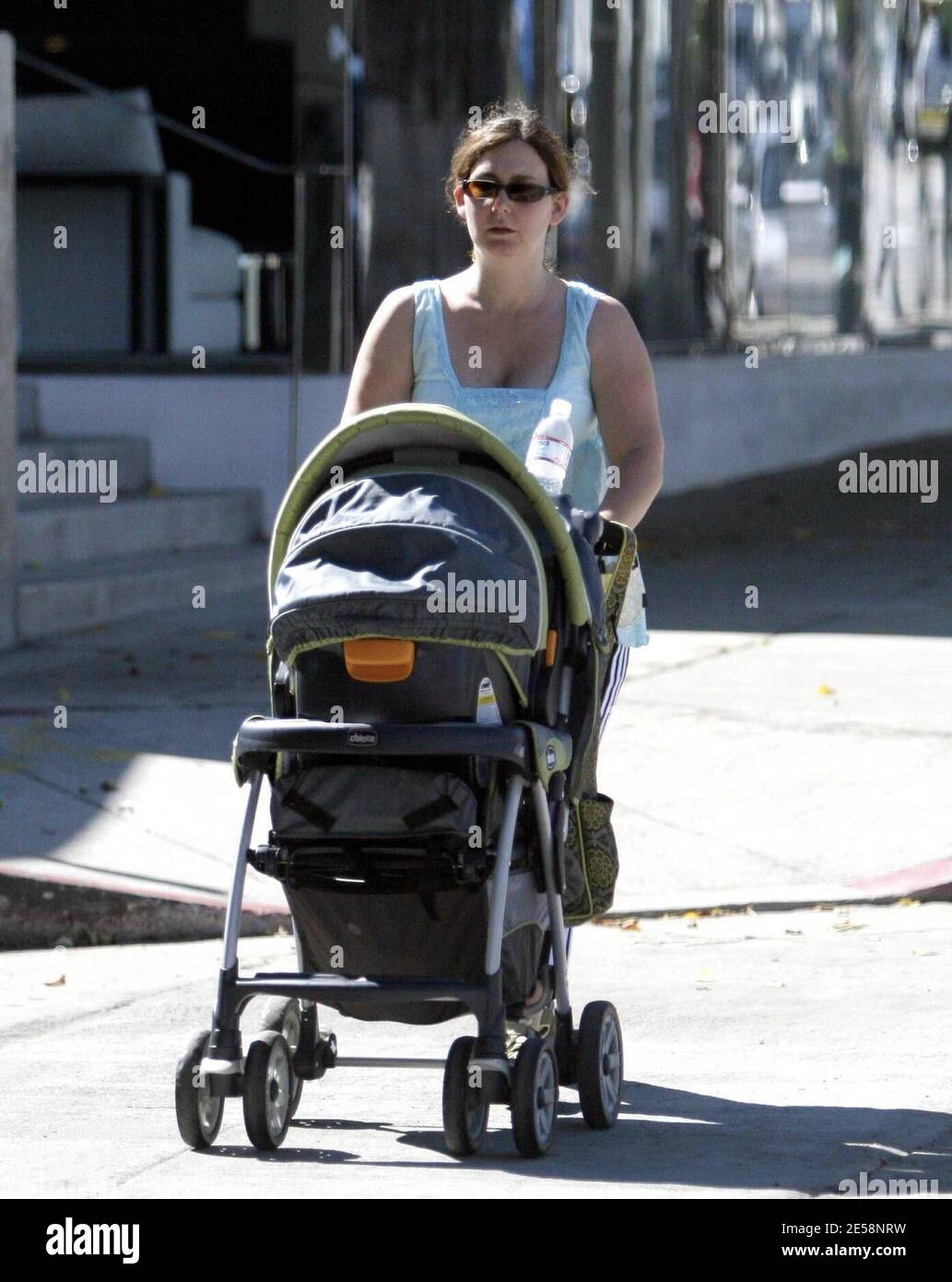 Exclusive!! Actress Sara Gilbert takes a stroll through Beverly Hills ...