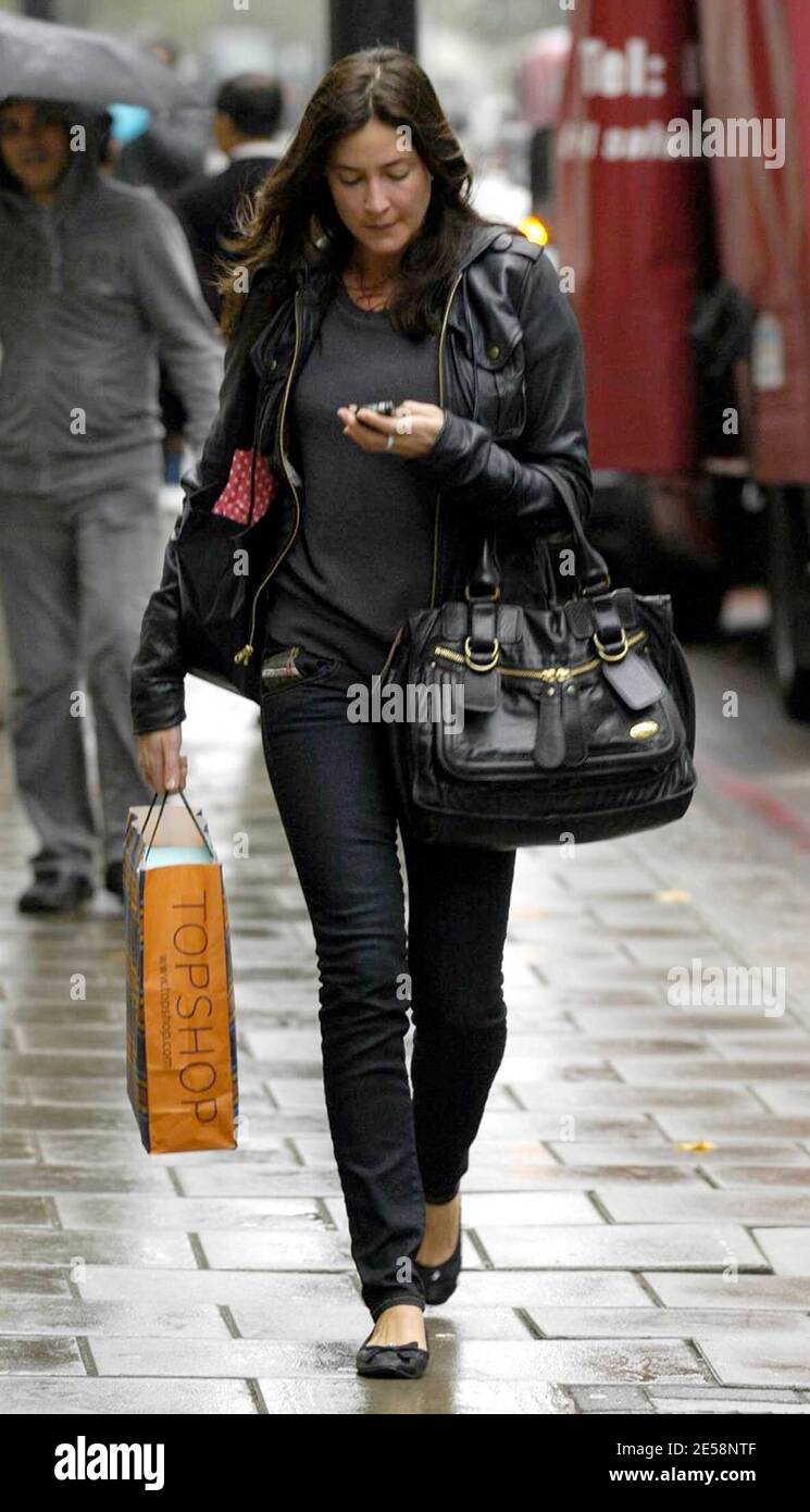 Exclusive!! Supermodel, TV presenter, actress and singer Lisa Snowdon ...