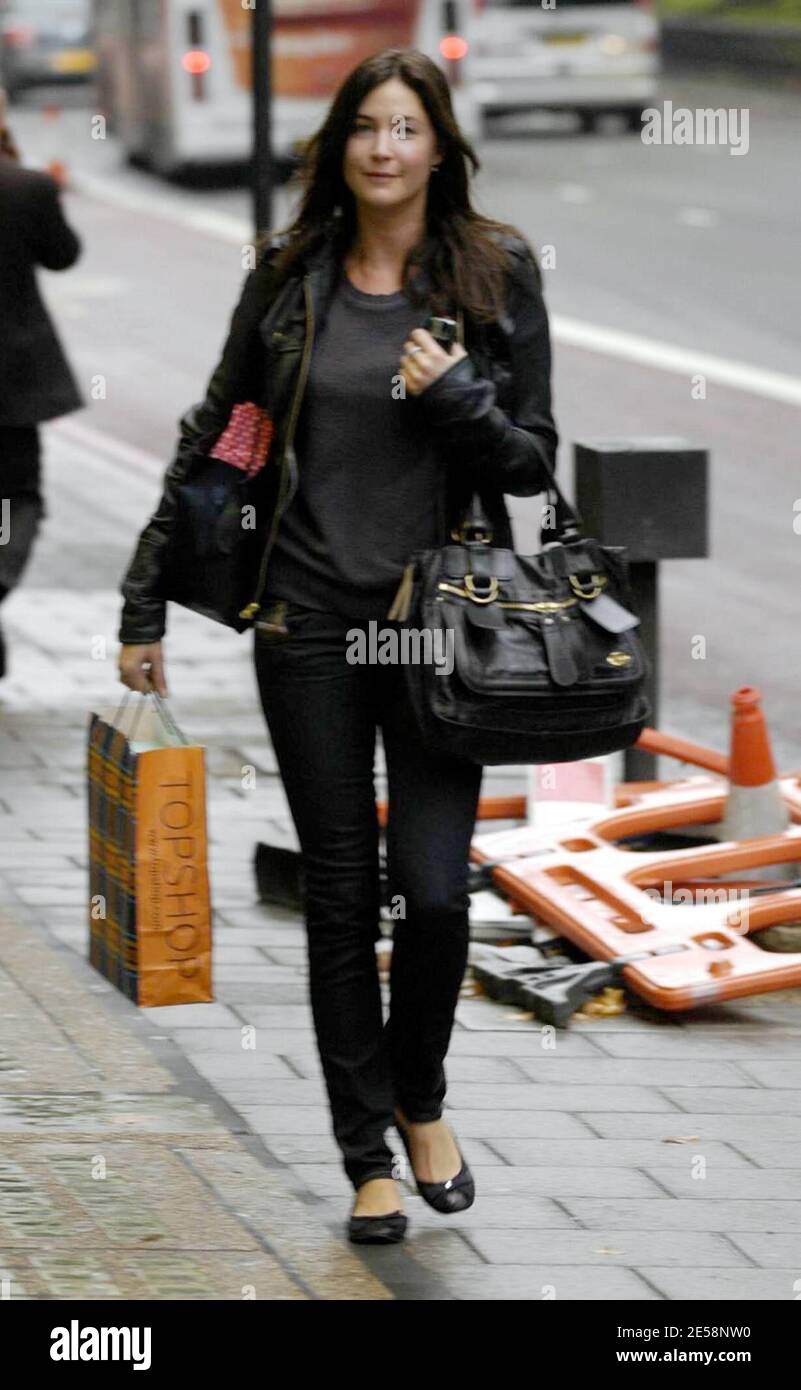 Exclusive!! Supermodel, TV presenter, actress and singer Lisa Snowdon ...