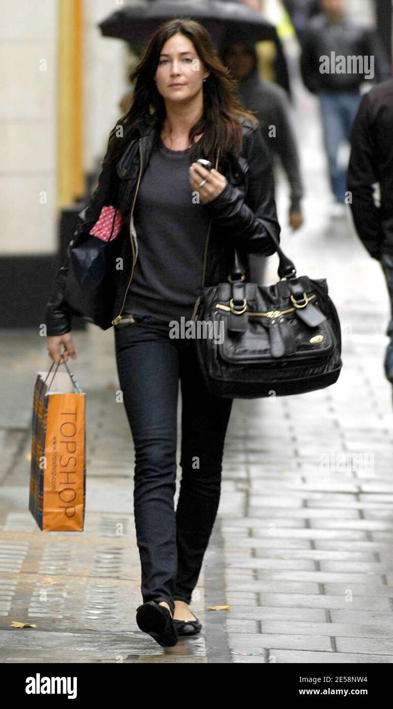 Exclusive!! Supermodel, TV presenter, actress and singer Lisa Snowdon ...