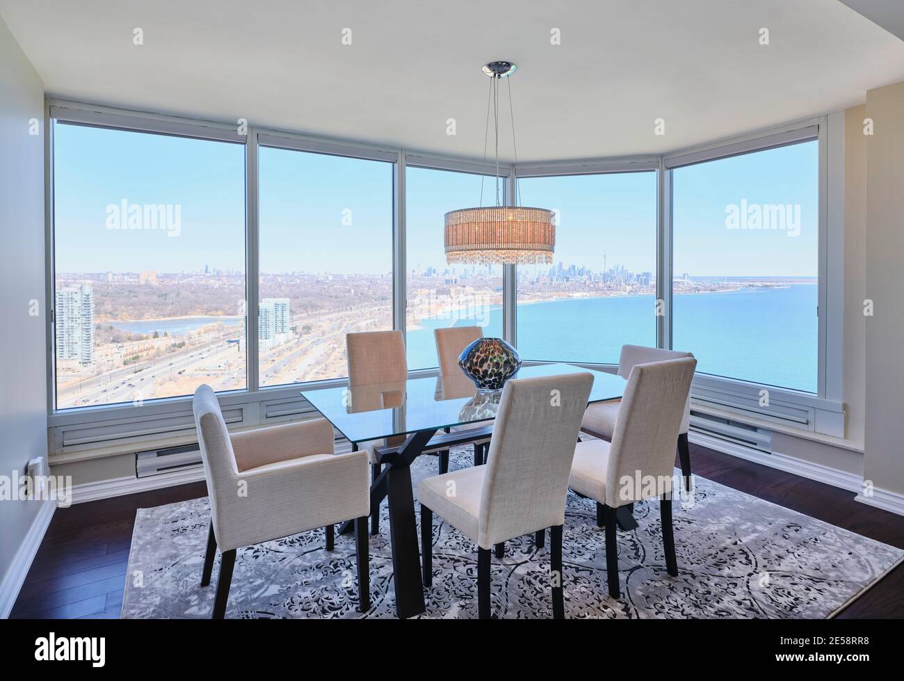 Toronto waterfront luxury condominiums Stock Photo - Alamy