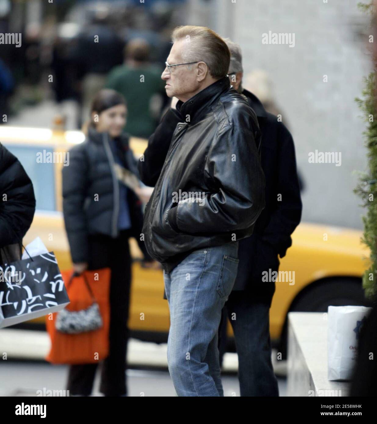 Exclusive!! Larry King out and about in New York during the writers ...