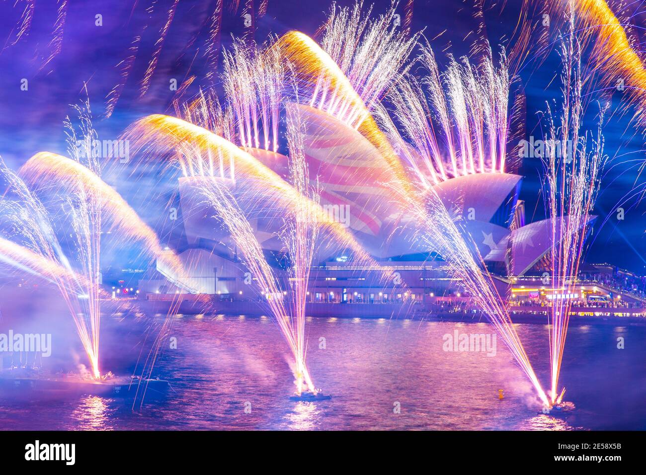 Sydney opera house part view hi-res stock photography and images - Alamy