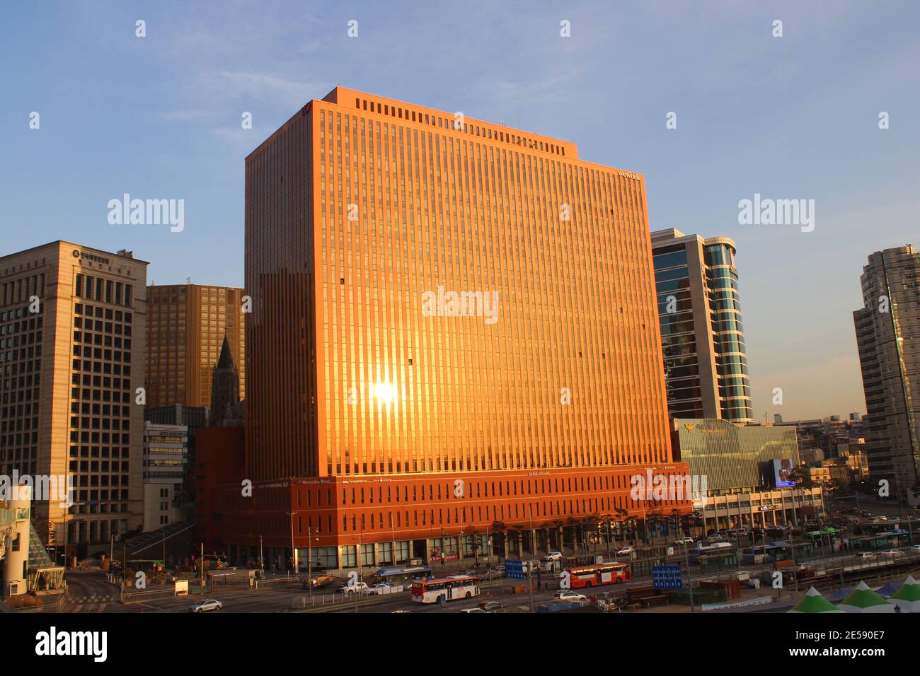 Seoul Square building featuring late afternoon sun reflection, in Seoul ...