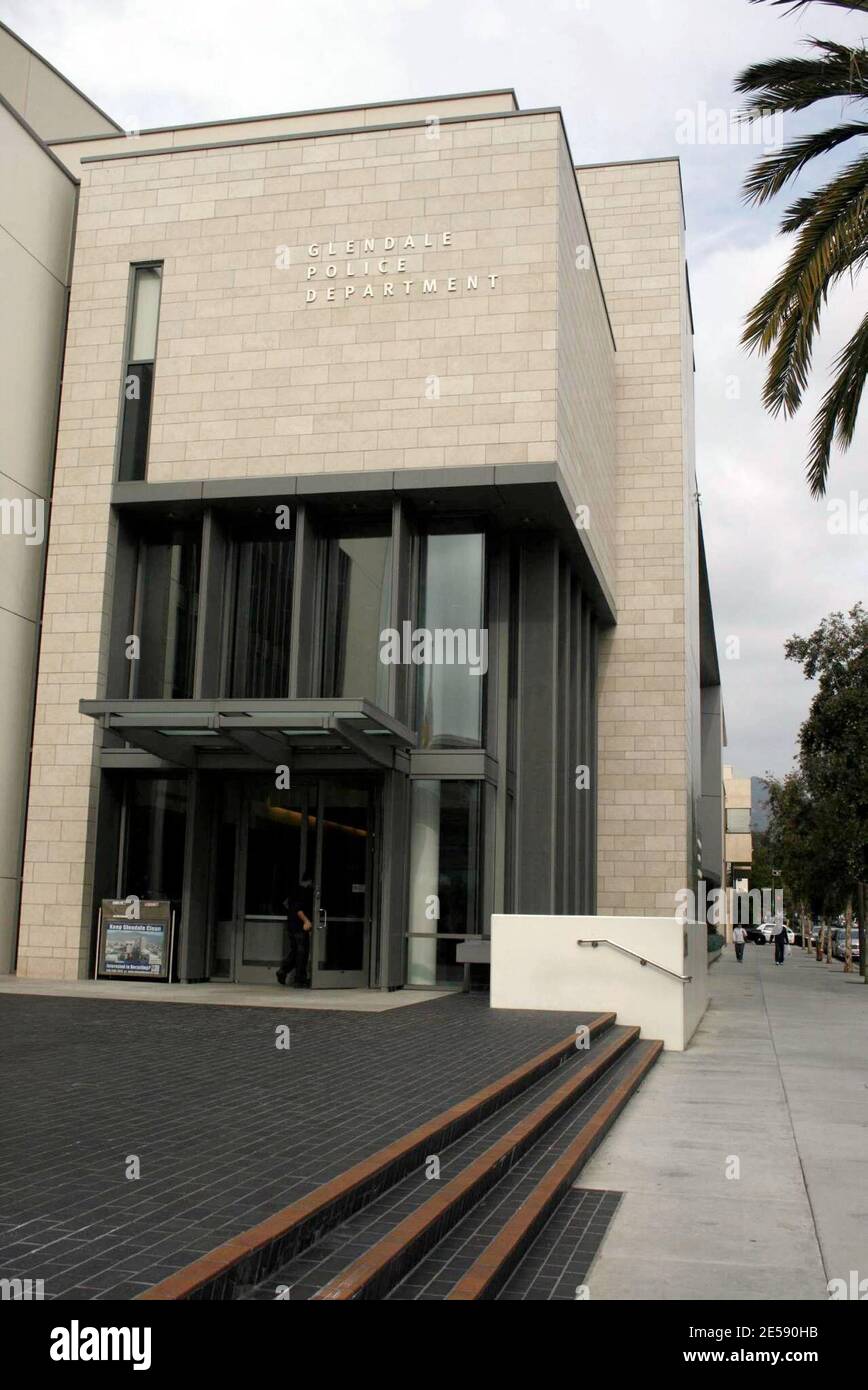 This is the Glendale City Jail where Kiefer Sutherland is currently ...