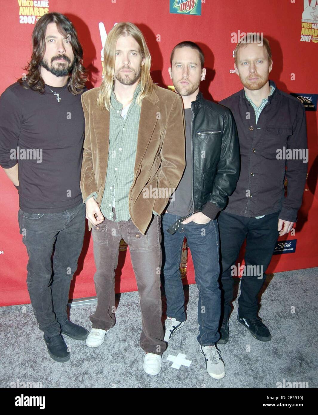 Foo fighters hi-res stock photography and images - Alamy