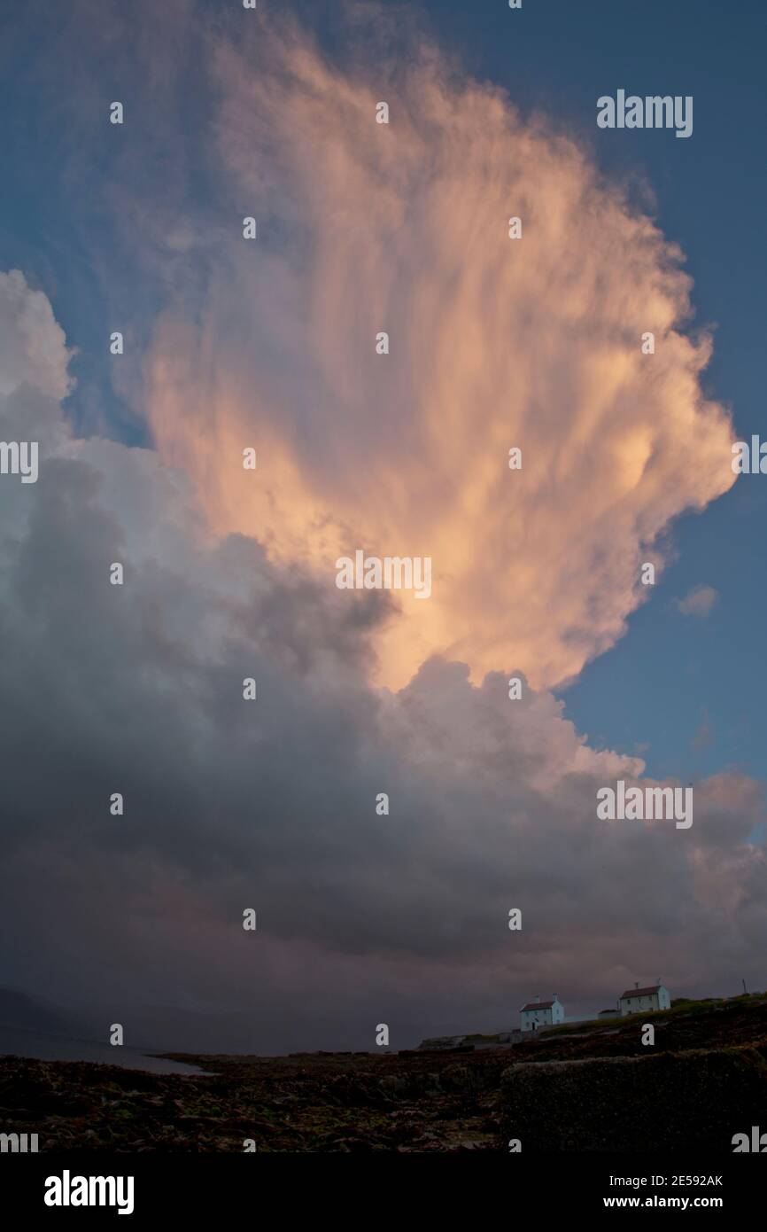 Thunderstorm supercell, anvil of the storm, anvil, severe weather ...