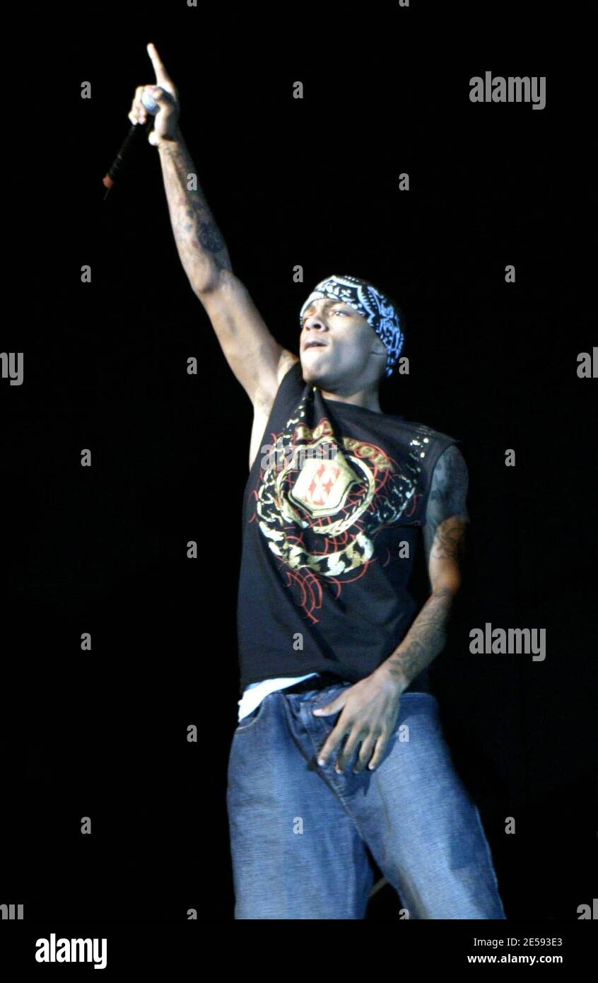 Bow Wow Rapper High Resolution Stock Photography and Images - Alamy