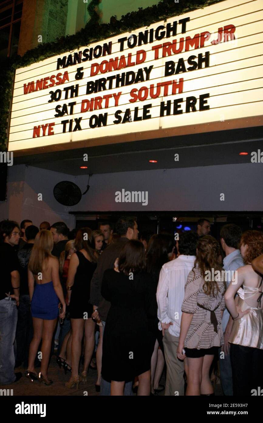 Donald Trump, Jr. and wife Vanessa give a red-carpet interview as they ...