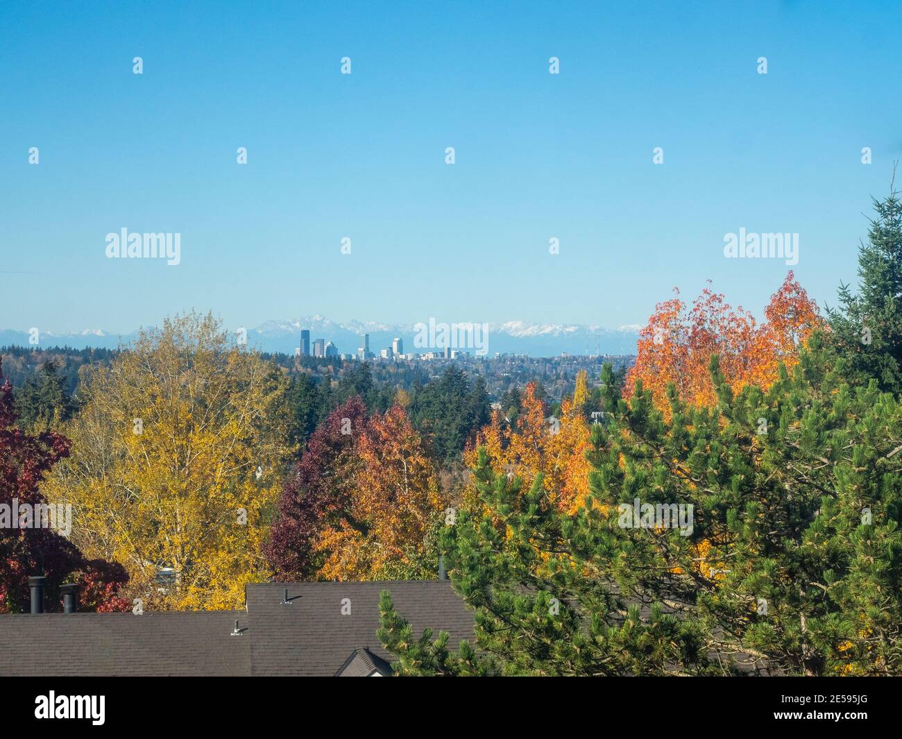 Seattle city cityscape urban sunny hi-res stock photography and images ...
