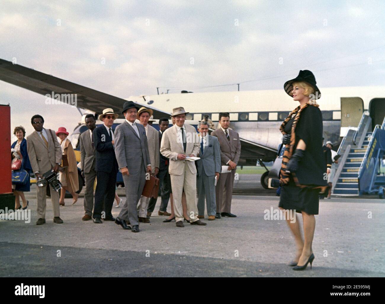 Bob Hope, Anita Ekberg, "Call Me Bwana" (1963) United Artists / File ...