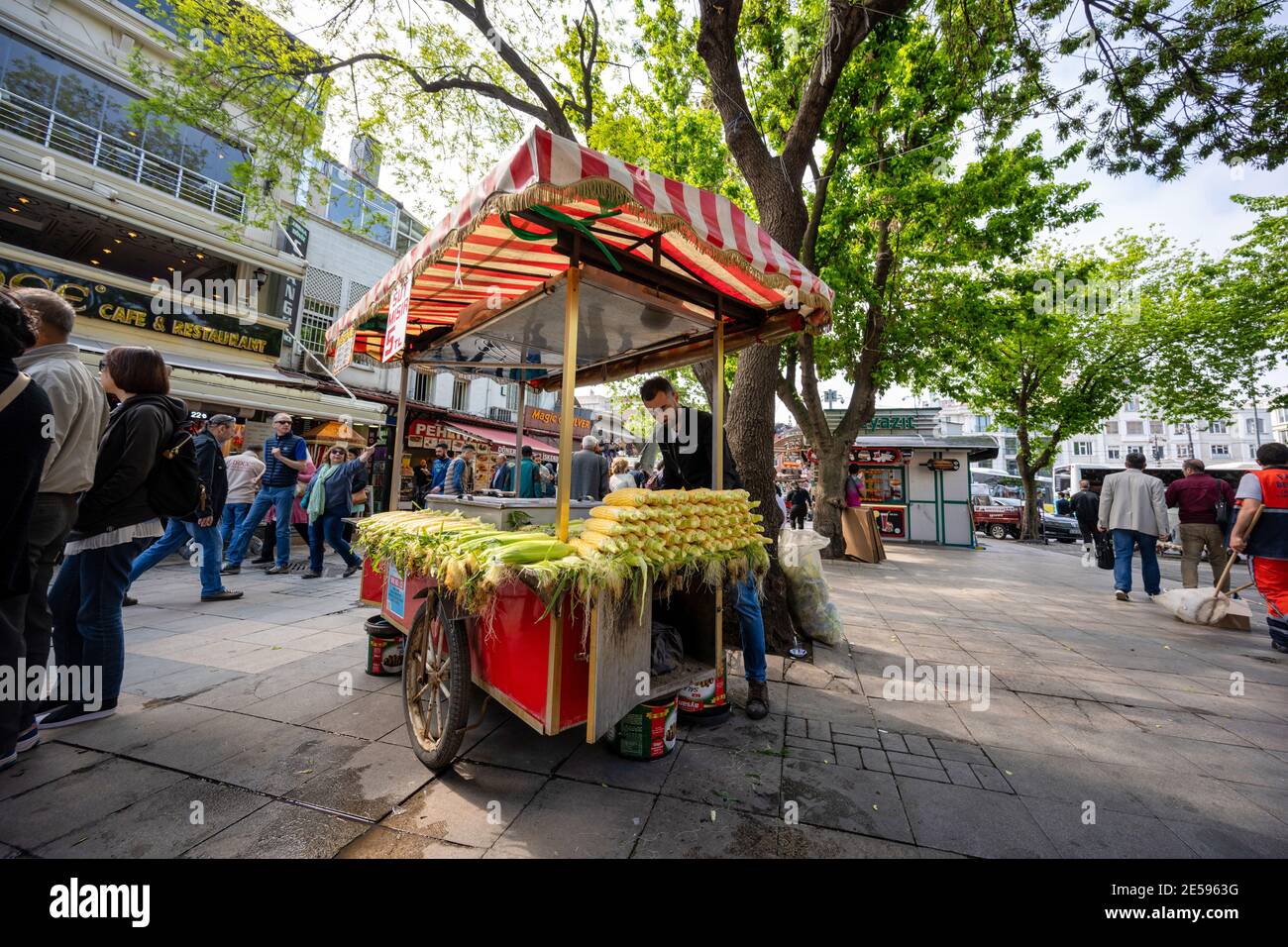 Big corn building hi-res stock photography and images - Alamy