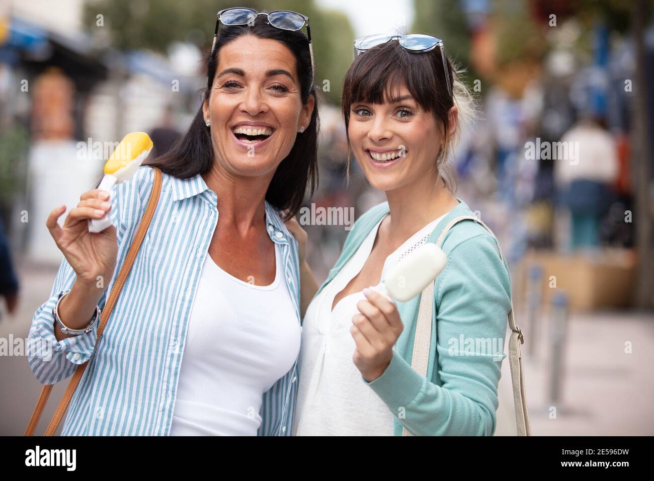 Buddy shot hi-res stock photography and images - Alamy