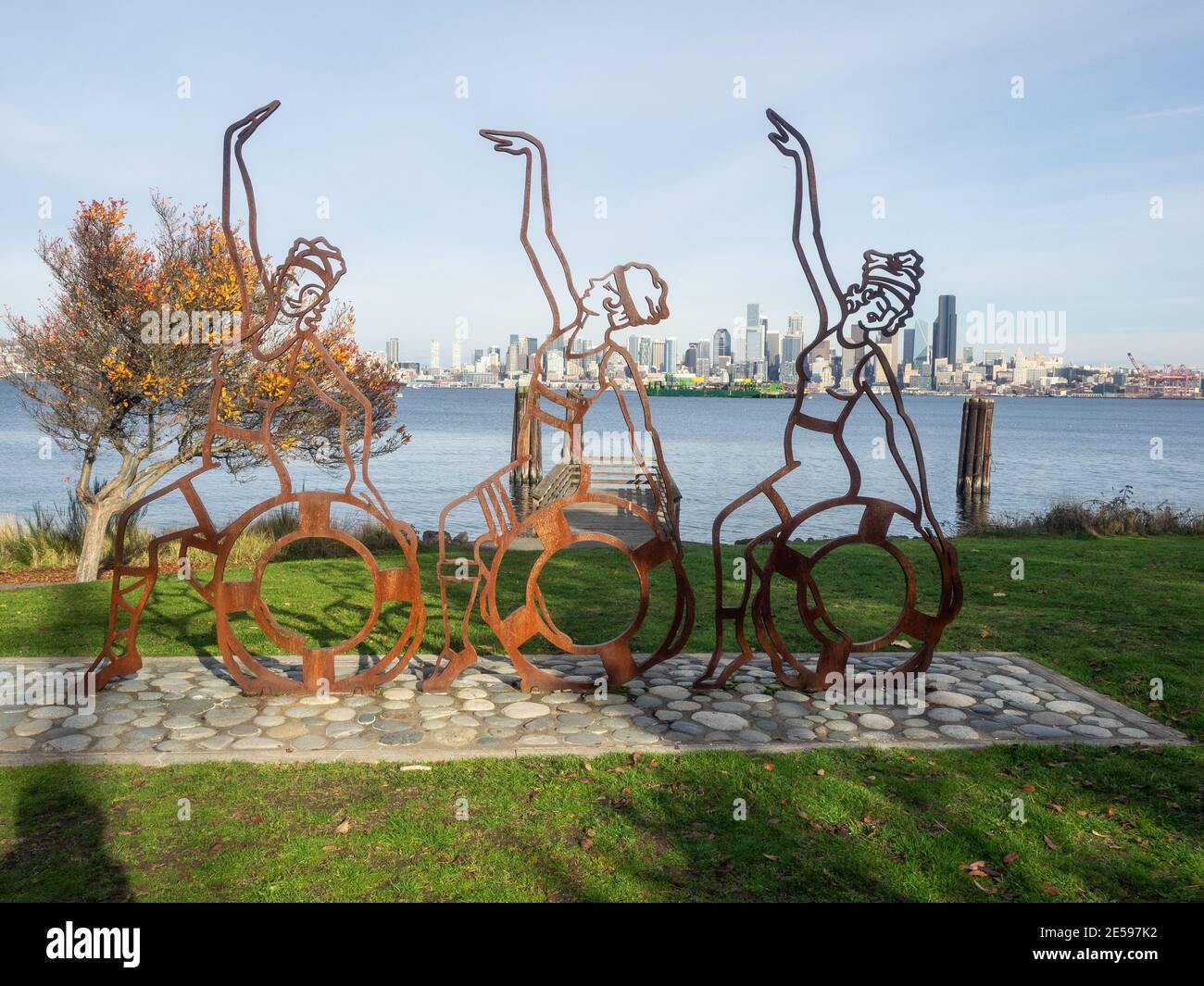 Marina beach park seattle hi-res stock photography and images - Alamy