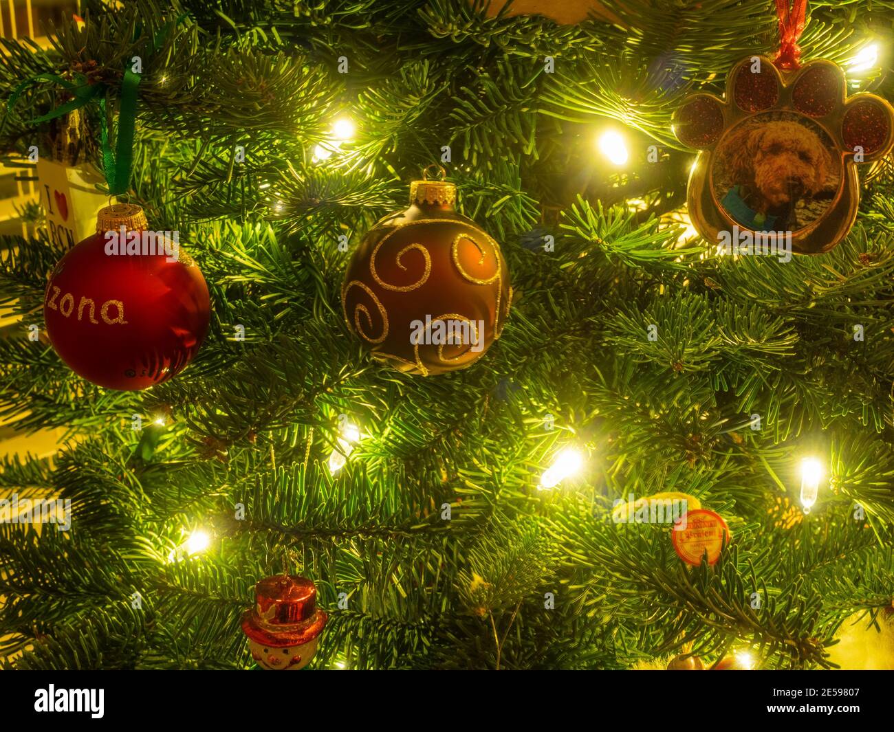 Christmas ornaments are decorations (usually made of glass, metal, wood ...