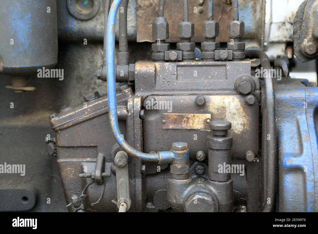 Details of the old tractor diesel engine Stock Photo - Alamy