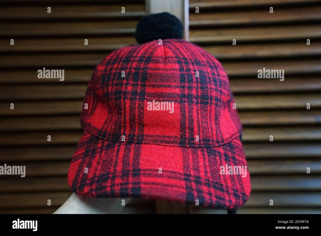 Buffalo fur hat hi-res stock photography and images - Alamy