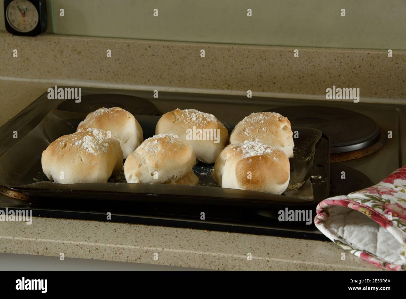 Pan of bread hi-res stock photography and images - Alamy