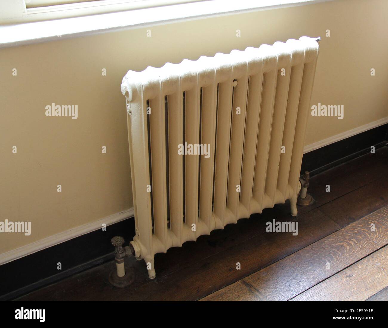 A Vintage Heavy Duty Central Heating Water Radiator Stock Photo - Alamy