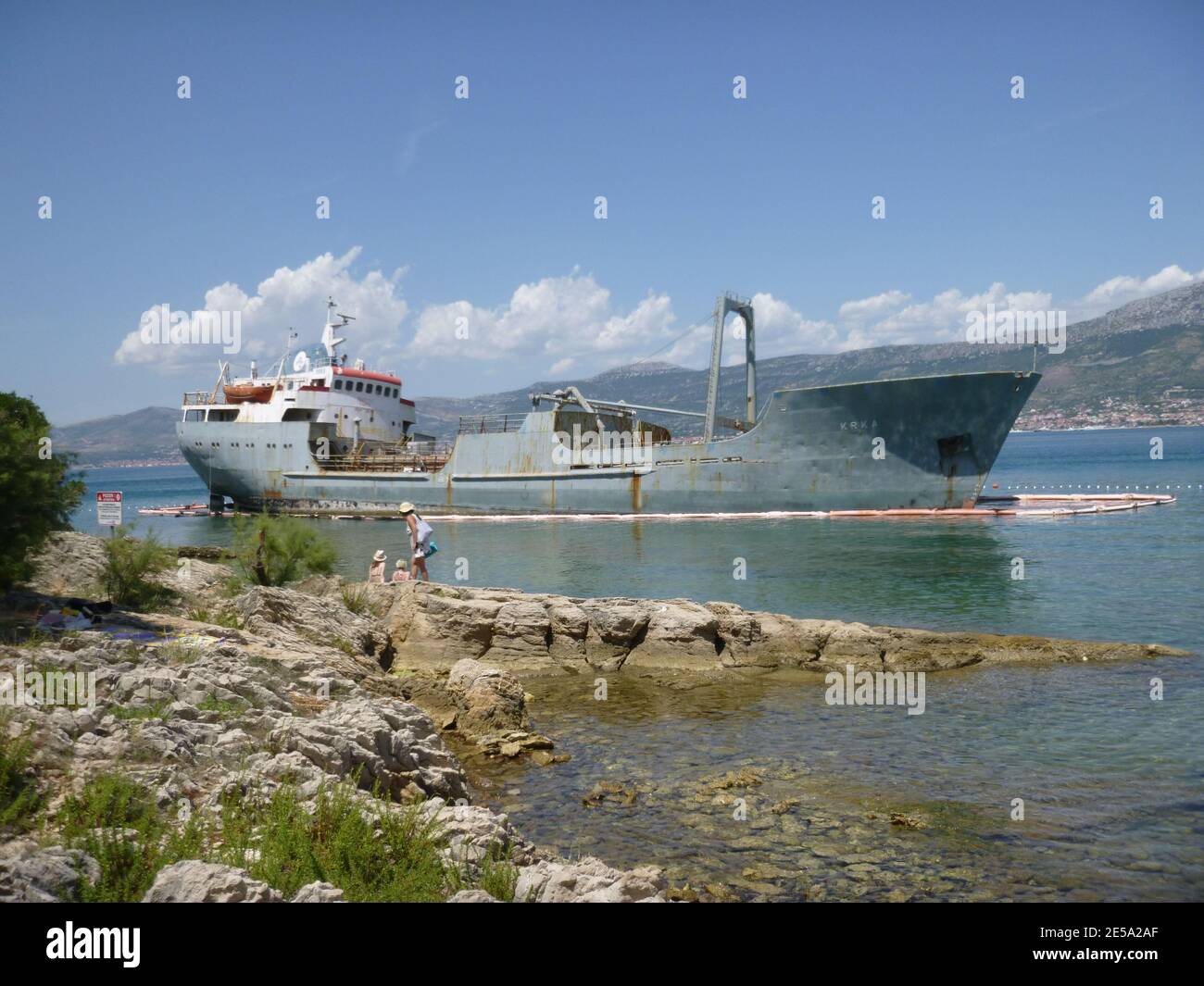 Cargo ship anchor damage hi-res stock photography and images - Alamy