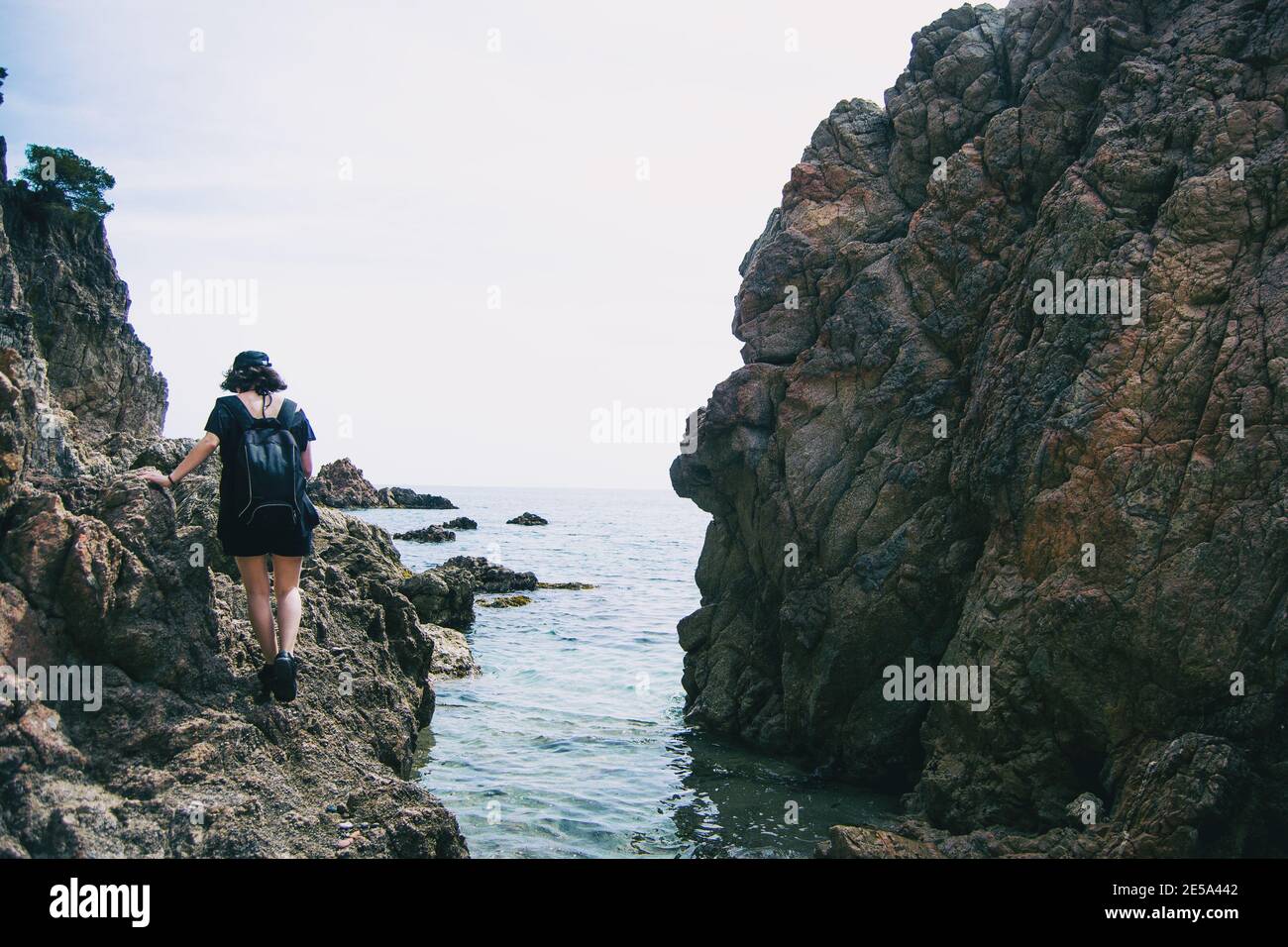 Walking backwards hi-res stock photography and images - Alamy