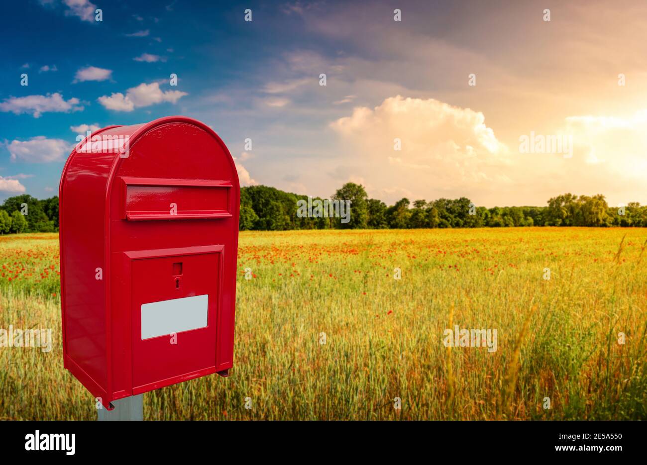 Empty address space hi-res stock photography and images - Alamy