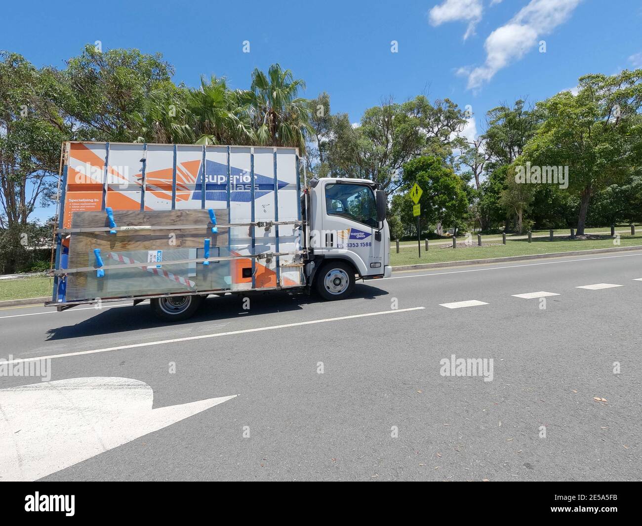 Truck transporting glass hi-res stock photography and images - Alamy