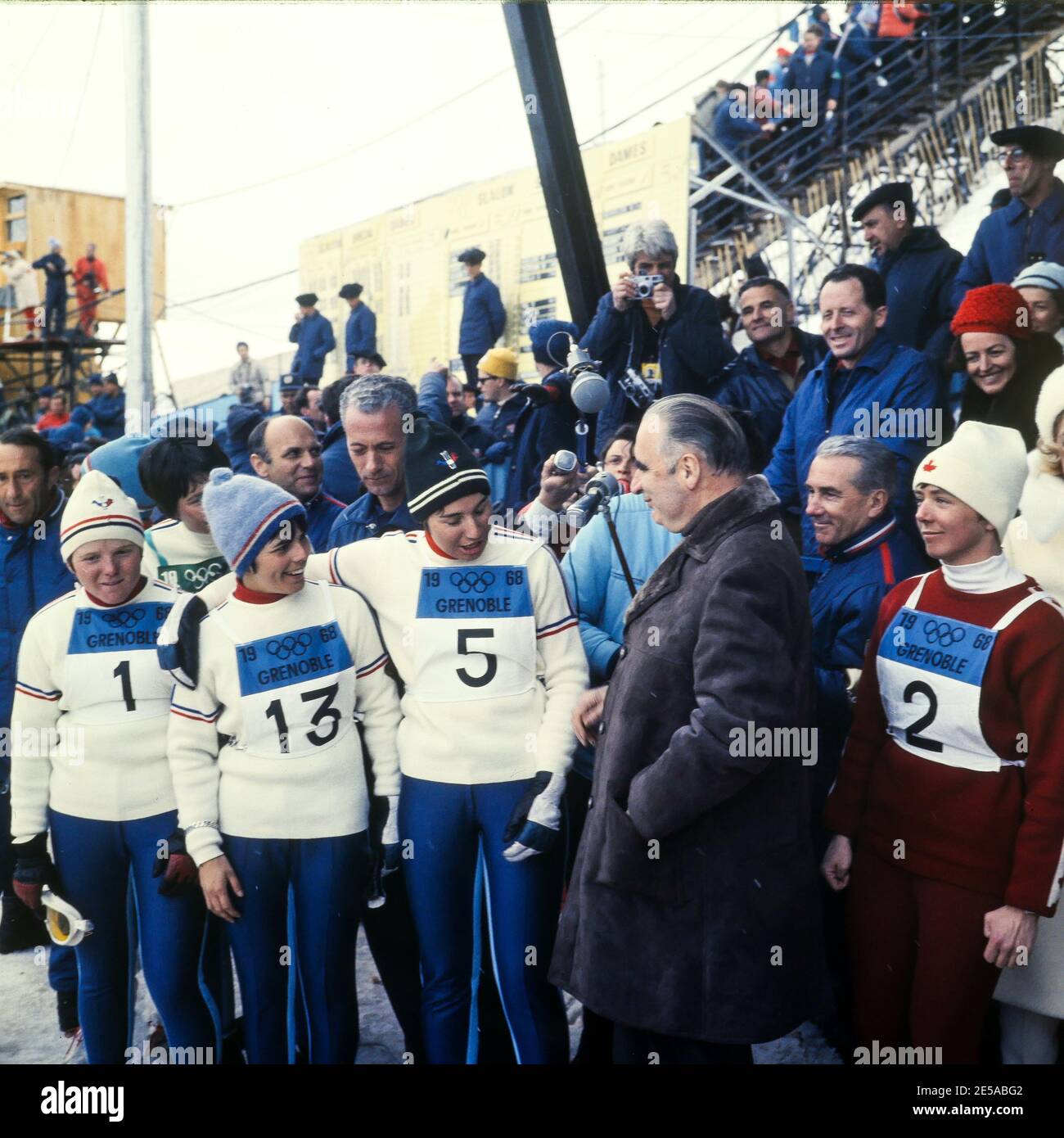 French Prime Minister, Georges Pompidou meets french female skiers ...