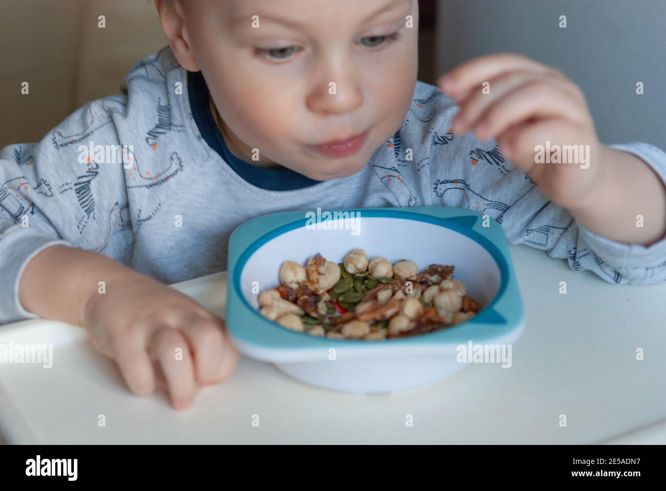Toddler plate food hi-res stock photography and images - Alamy