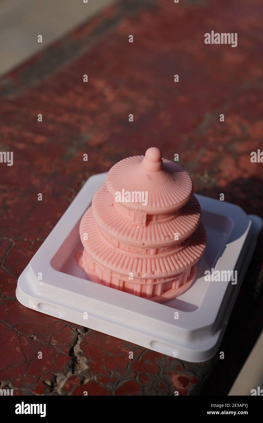 The Temple of Heaven launches a limited mousse cake in shape of the ...